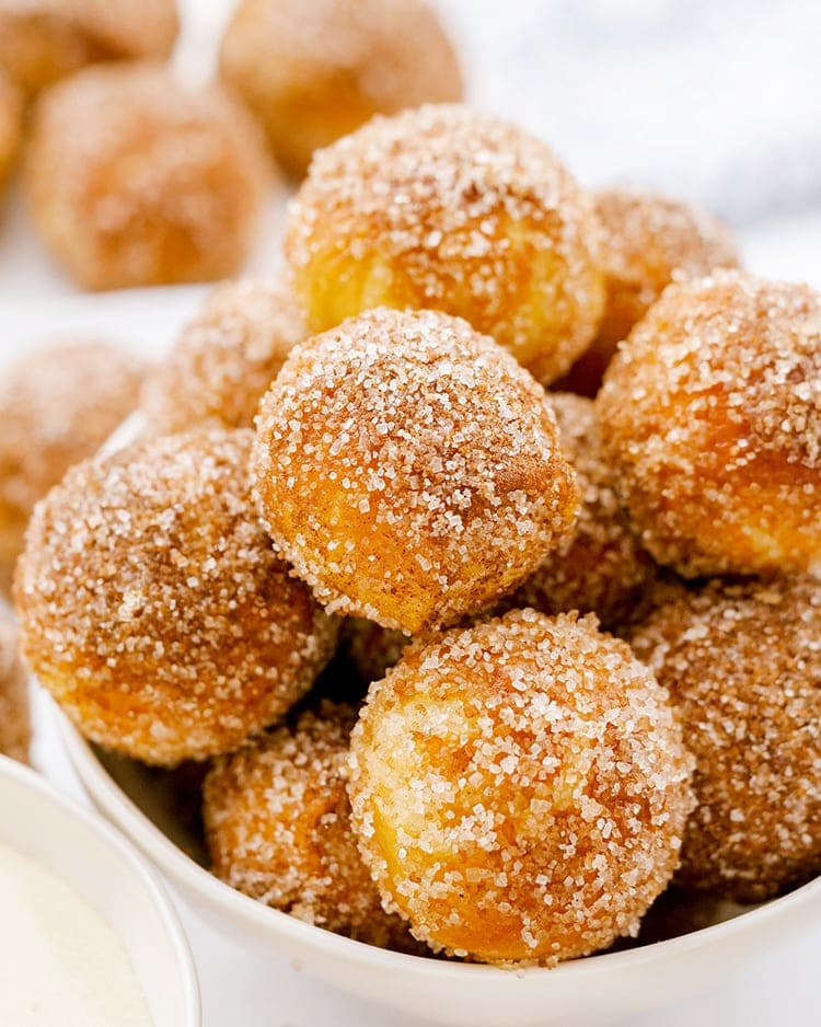 Cinnamon Sugar Soft Pretzel Bites LMLDFood