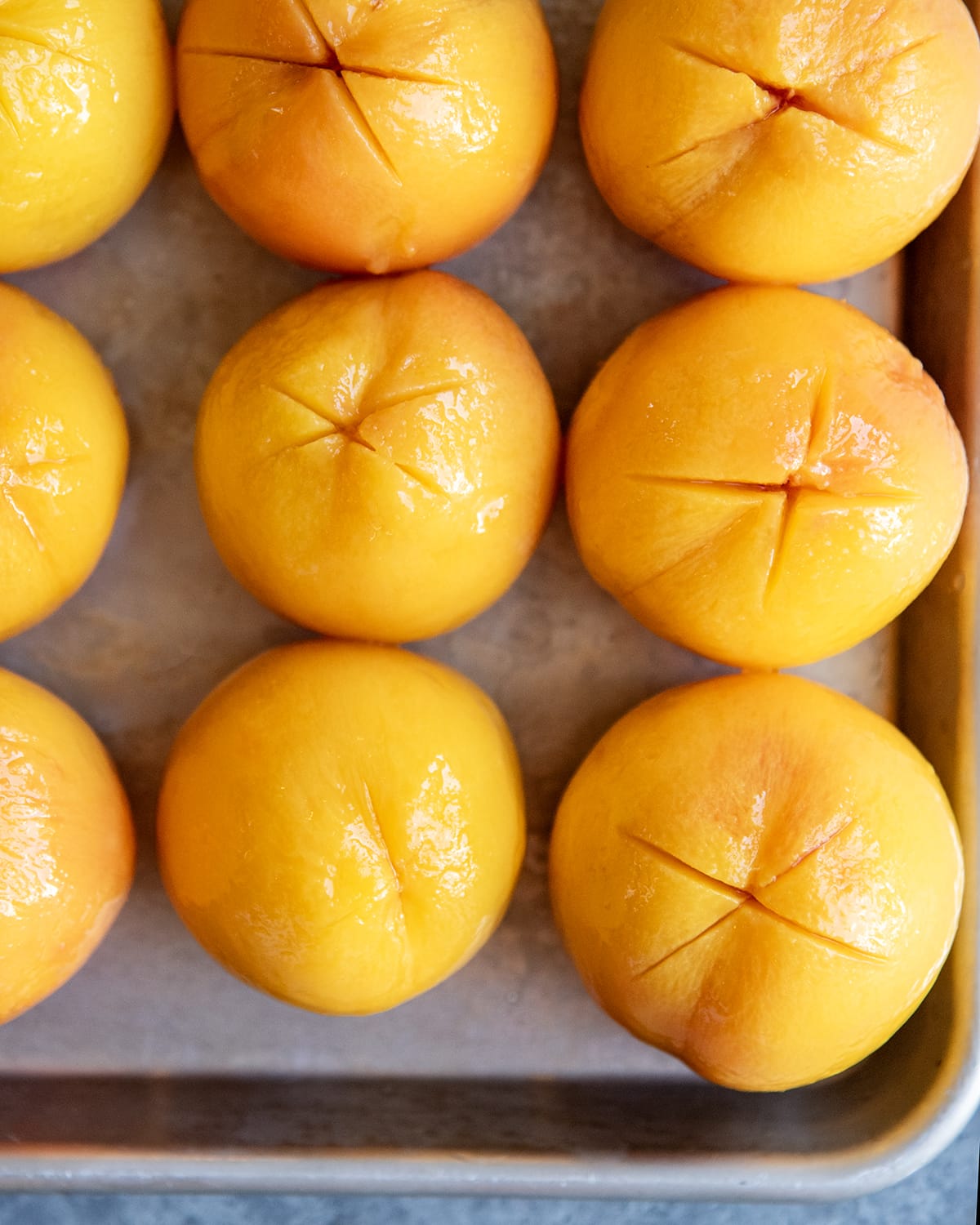 How to Peel Peaches – Like Mother, Like Daughter